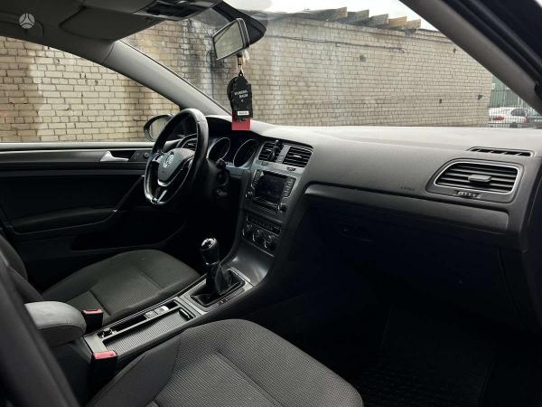 Zils Volkswagen Golf 2013 Viļņa, ar dzinēja tilpumu 1.60 L un nobraukumu 260 tūkst. km par 4950 €, foto 7 vietnē AUTOMOTO.COM.LV