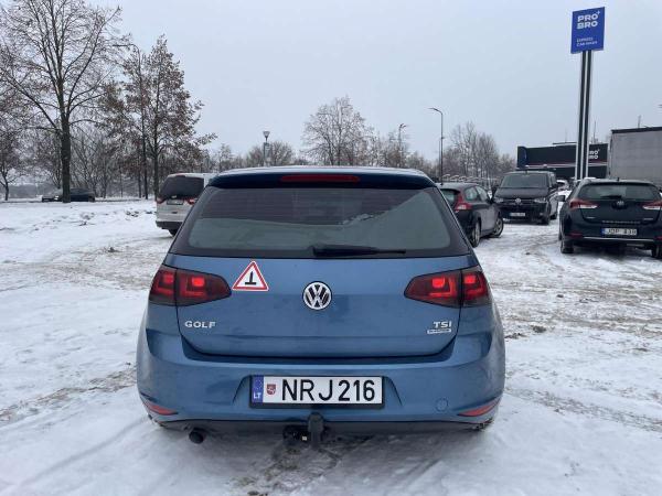Zils Volkswagen Golf 2014 Kauņa, ar dzinēja tilpumu 1.20 L un nobraukumu 250 tūkst. km par 6000 €, foto 5 vietnē AUTOMOTO.COM.LV