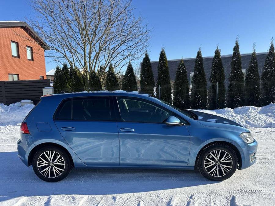 Zils Volkswagen Golf 2014 Kauņa, ar dzinēja tilpumu 1.97 L un nobraukumu 242 tūkst. km par 8200 €, foto 2 vietnē AUTOMOTO.COM.LV