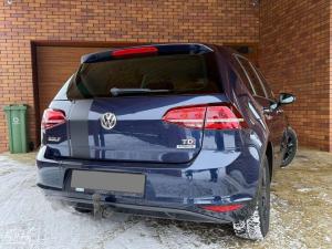 Blue Volkswagen Golf 2014 in Kaunas, with an engine capacity of 1.60 L and mileage of 241 thousand km for 8999 €, photo 6 on AUTOMOTO.COM.LV
