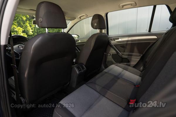 Zils Volkswagen Golf 2014 Tallina, ar dzinēja tilpumu 1.20 L un nobraukumu 187 tūkst. km par 5590 €, foto 10 vietnē AUTOMOTO.COM.LV