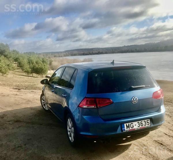 Blue Volkswagen Golf 2014 in Daugavpils, with an engine capacity of 2.00 L and mileage of 0 thousand km for 7200 €, photo 6 on AUTOMOTO.COM.LV