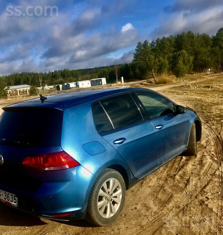 Blue Volkswagen Golf 2014 in Daugavpils, with an engine capacity of 2.00 L and mileage of 0 thousand km for 7200 €, photo 13 on AUTOMOTO.COM.LV