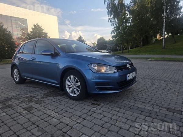 Blue Volkswagen Golf 2014 in Rezekne, with an engine capacity of 1.60 L and mileage of 125 thousand km for 6200 €, photo 4 on AUTOMOTO.COM.LV