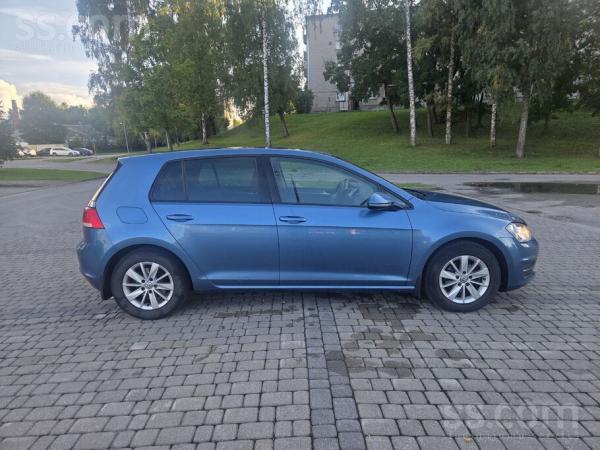 Blue Volkswagen Golf 2014 in Rezekne, with an engine capacity of 1.60 L and mileage of 125 thousand km for 6200 €, photo 5 on AUTOMOTO.COM.LV