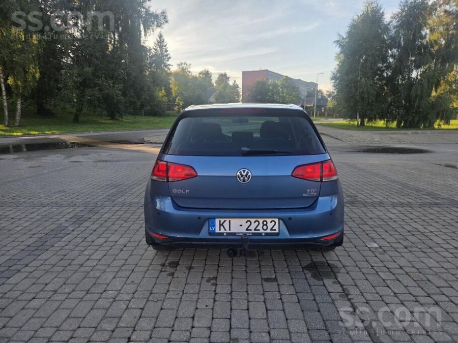 Blue Volkswagen Golf 2014 in Rezekne, with an engine capacity of 1.60 L and mileage of 125 thousand km for 6200 €, photo 6 on AUTOMOTO.COM.LV