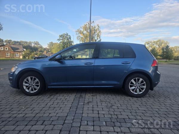 Blue Volkswagen Golf 2014 in Rezekne, with an engine capacity of 1.60 L and mileage of 125 thousand km for 6200 €, photo 7 on AUTOMOTO.COM.LV