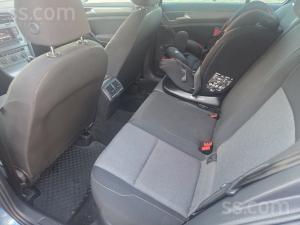 Blue Volkswagen Golf 2014 in Rezekne, with an engine capacity of 1.60 L and mileage of 125 thousand km for 6200 €, photo 9 on AUTOMOTO.COM.LV