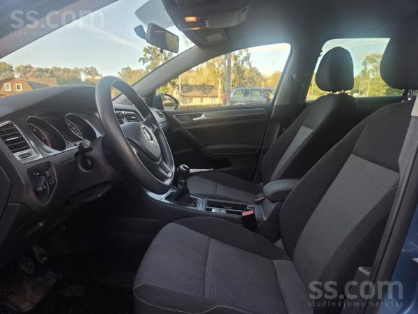 Blue Volkswagen Golf 2014 in Rezekne, with an engine capacity of 1.60 L and mileage of 125 thousand km for 6200 €, photo 11 on AUTOMOTO.COM.LV