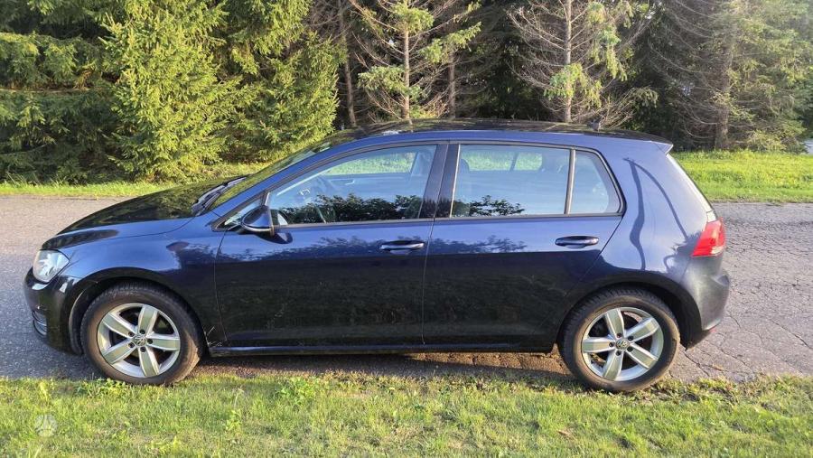 Zils Volkswagen Golf 2014 Telšiai, ar dzinēja tilpumu 1.60 L un nobraukumu 237 tūkst. km par 6700 €, foto 4 vietnē AUTOMOTO.COM.LV