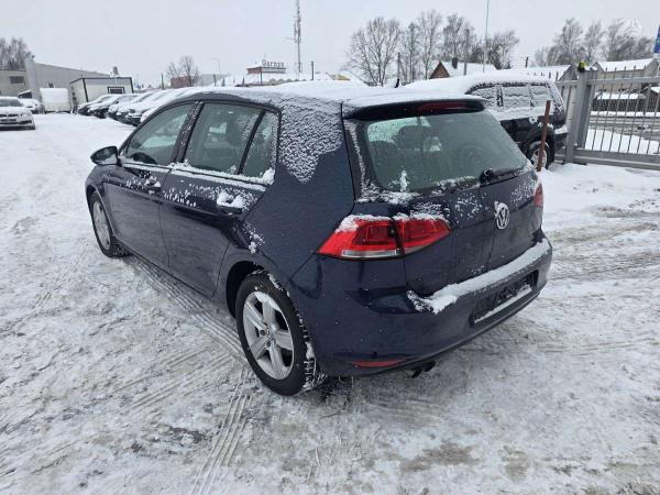 Blue Volkswagen Golf 2015 in Marijampole, with an engine capacity of 1.97 L and mileage of 234 thousand km for 7200 €, photo 6 on AUTOMOTO.COM.LV