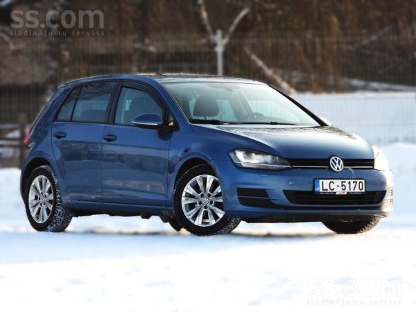 Blue Volkswagen Golf 2015 in Riga, with an engine capacity of 1.60 L and mileage of 370 thousand km for 6490 €, photo 3 on AUTOMOTO.COM.LV