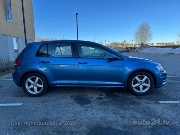 Blue Volkswagen Golf 2015 in Tallinn, with an engine capacity of 1.40 L and mileage of 227 thousand km for 8900 €, photo 5 on AUTOMOTO.COM.LV