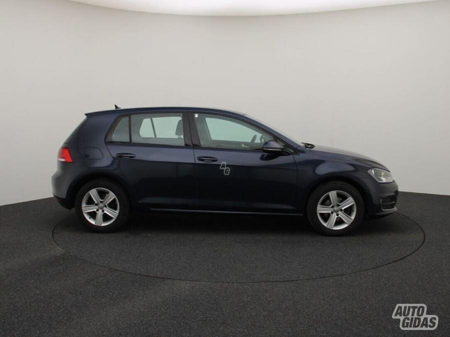 Zils Volkswagen Golf 2015 Viļņa, ar dzinēja tilpumu 1.60 L un nobraukumu 242 tūkst. km par 7399 €, foto 9 vietnē AUTOMOTO.COM.LV
