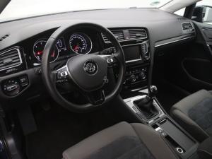 Zils Volkswagen Golf 2015 Viļņa, ar dzinēja tilpumu 1.60 L un nobraukumu 242 tūkst. km par 7399 €, foto 16 vietnē AUTOMOTO.COM.LV