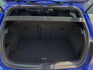 Zils Volkswagen Golf 2015 Kauņa, ar dzinēja tilpumu 1.98 L un nobraukumu 143 tūkst. km par 17300 €, foto 17 vietnē AUTOMOTO.COM.LV