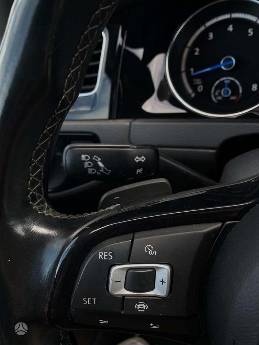 Zils Volkswagen Golf 2015 Kauņa, ar dzinēja tilpumu 1.98 L un nobraukumu 143 tūkst. km par 16999 €, foto 14 vietnē AUTOMOTO.COM.LV