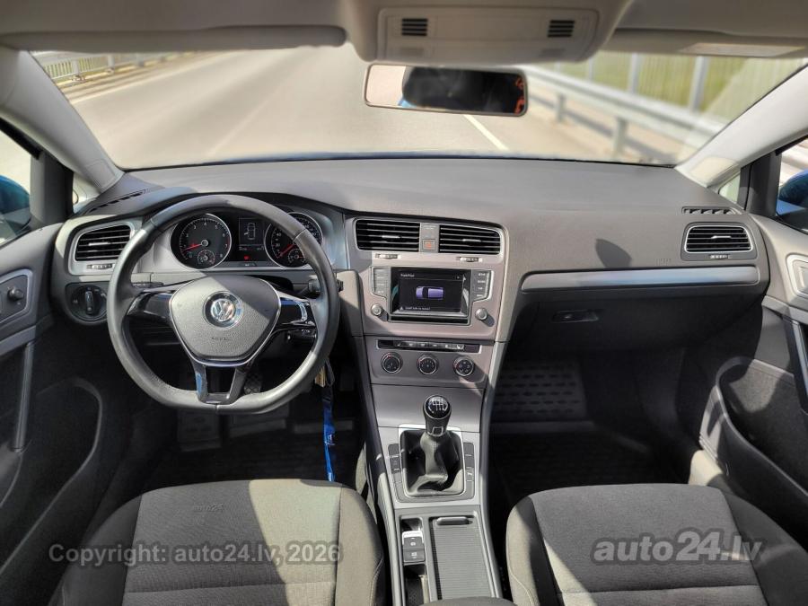 Blue Volkswagen Golf 2015 in Tallinn, with an engine capacity of 1.40 L and mileage of 86 thousand km for 10000 €, photo 7 on AUTOMOTO.COM.LV