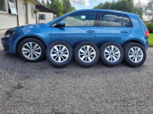 Blue Volkswagen Golf 2015 in Tallinn, with an engine capacity of 1.40 L and mileage of 86 thousand km for 10000 €, photo 12 on AUTOMOTO.COM.LV