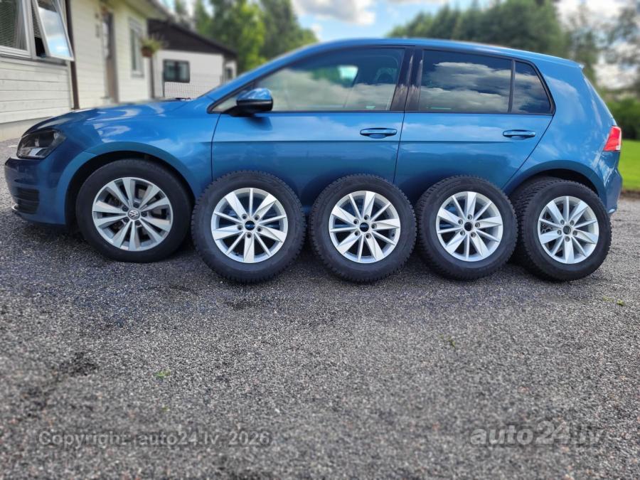 Blue Volkswagen Golf 2015 in Tallinn, with an engine capacity of 1.40 L and mileage of 86 thousand km for 10000 €, photo 12 on AUTOMOTO.COM.LV