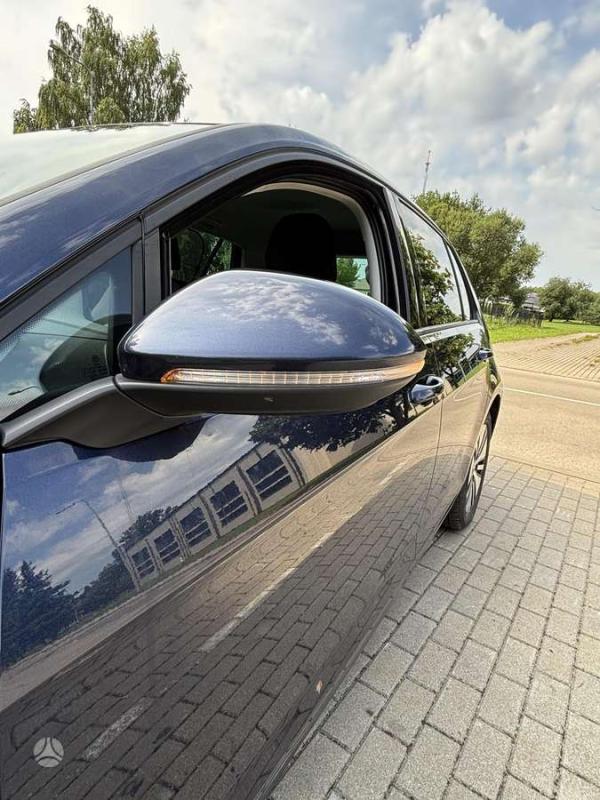 Zils Volkswagen Golf 2015 Tauragė, ar dzinēja tilpumu 0.00 L un nobraukumu 90 tūkst. km par 7260 €, foto 4 vietnē AUTOMOTO.COM.LV