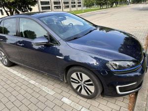 Zils Volkswagen Golf 2015 Tauragė, ar dzinēja tilpumu 0.00 L un nobraukumu 90 tūkst. km par 7260 €, foto 7 vietnē AUTOMOTO.COM.LV