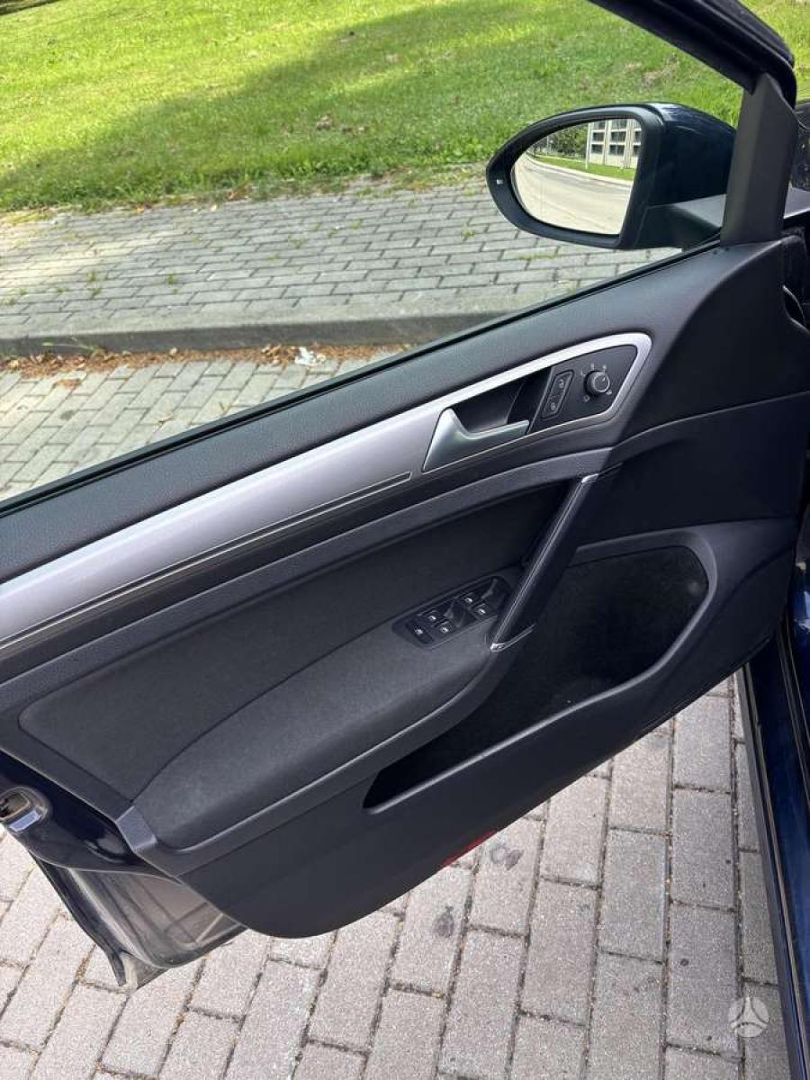 Zils Volkswagen Golf 2015 Tauragė, ar dzinēja tilpumu 0.00 L un nobraukumu 90 tūkst. km par 7260 €, foto 27 vietnē AUTOMOTO.COM.LV