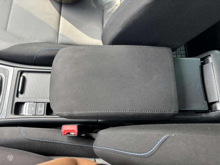 Zils Volkswagen Golf 2015 Tauragė, ar dzinēja tilpumu 0.00 L un nobraukumu 90 tūkst. km par 7260 €, foto 29 vietnē AUTOMOTO.COM.LV