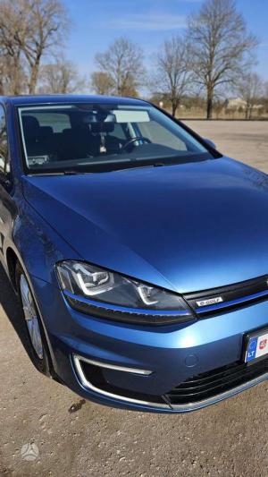 Blue Volkswagen Golf 2015 in Kaunas, with an engine capacity of 0.00 L and mileage of 203 thousand km for 6500 €, photo 4 on AUTOMOTO.COM.LV