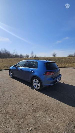 Blue Volkswagen Golf 2015 in Kaunas, with an engine capacity of 0.00 L and mileage of 203 thousand km for 6500 €, photo 6 on AUTOMOTO.COM.LV