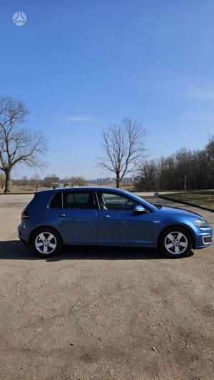 Blue Volkswagen Golf 2015 in Kaunas, with an engine capacity of 0.00 L and mileage of 203 thousand km for 6500 €, photo 9 on AUTOMOTO.COM.LV