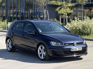 Blue Volkswagen Golf 2015 in Vilnius, with an engine capacity of 1.97 L and mileage of 278 thousand km for 8499 €, photo  on AUTOMOTO.COM.LV