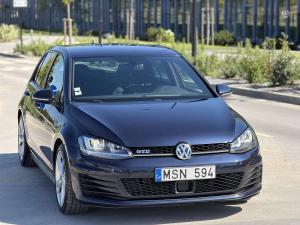Blue Volkswagen Golf 2015 in Vilnius, with an engine capacity of 1.97 L and mileage of 278 thousand km for 8499 €, photo 4 on AUTOMOTO.COM.LV