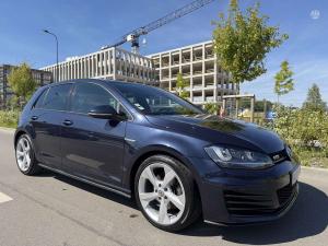 Blue Volkswagen Golf 2015 in Vilnius, with an engine capacity of 1.97 L and mileage of 278 thousand km for 8499 €, photo 8 on AUTOMOTO.COM.LV