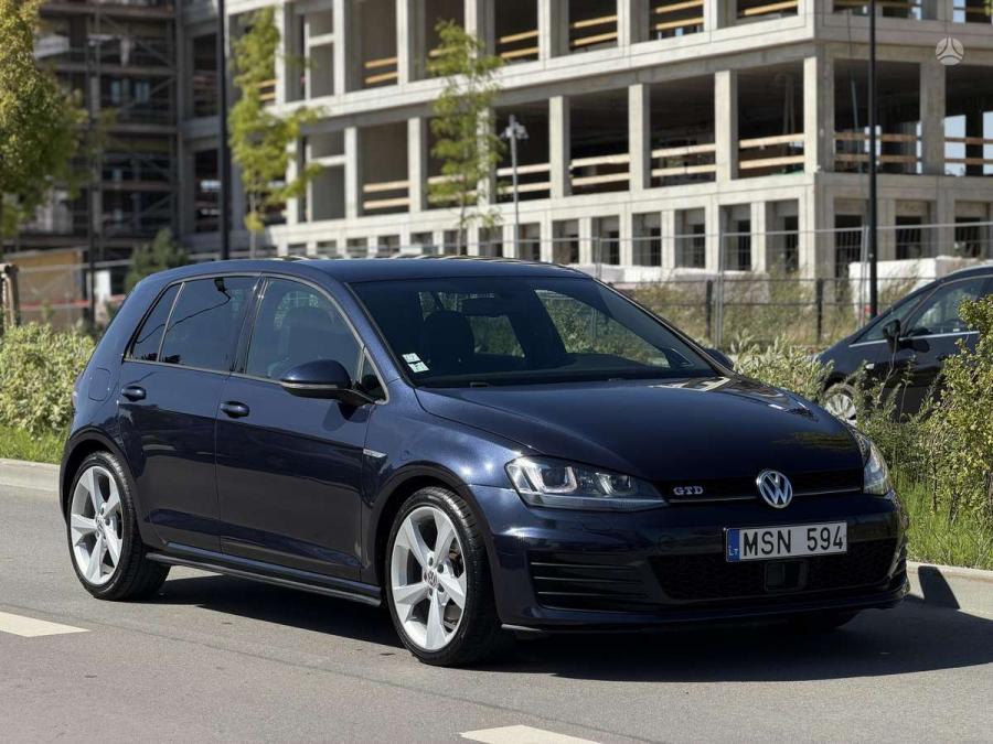 Blue Volkswagen Golf 2015 in Vilnius, with an engine capacity of 1.97 L and mileage of 278 thousand km for 8499 €, photo 10 on AUTOMOTO.COM.LV