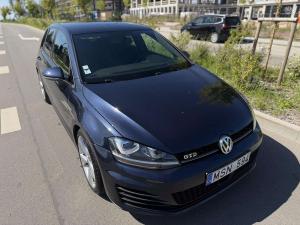 Blue Volkswagen Golf 2015 in Vilnius, with an engine capacity of 1.97 L and mileage of 278 thousand km for 8499 €, photo 12 on AUTOMOTO.COM.LV