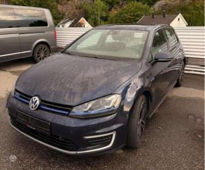 Zils Volkswagen Golf 2015 Viļņa, ar dzinēja tilpumu 1.40 L un nobraukumu 170 tūkst. km par 8750 €, foto  vietnē AUTOMOTO.COM.LV