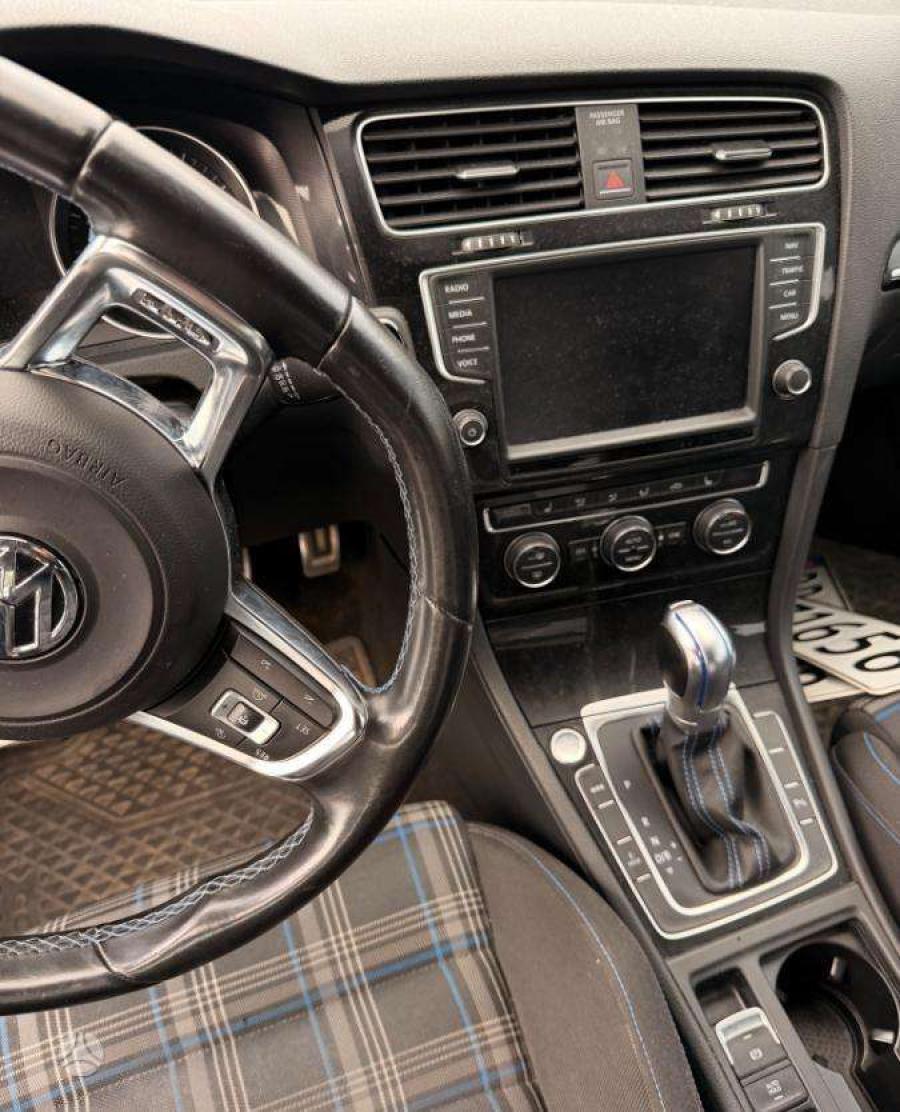 Zils Volkswagen Golf 2015 Viļņa, ar dzinēja tilpumu 1.40 L un nobraukumu 170 tūkst. km par 8750 €, foto 9 vietnē AUTOMOTO.COM.LV