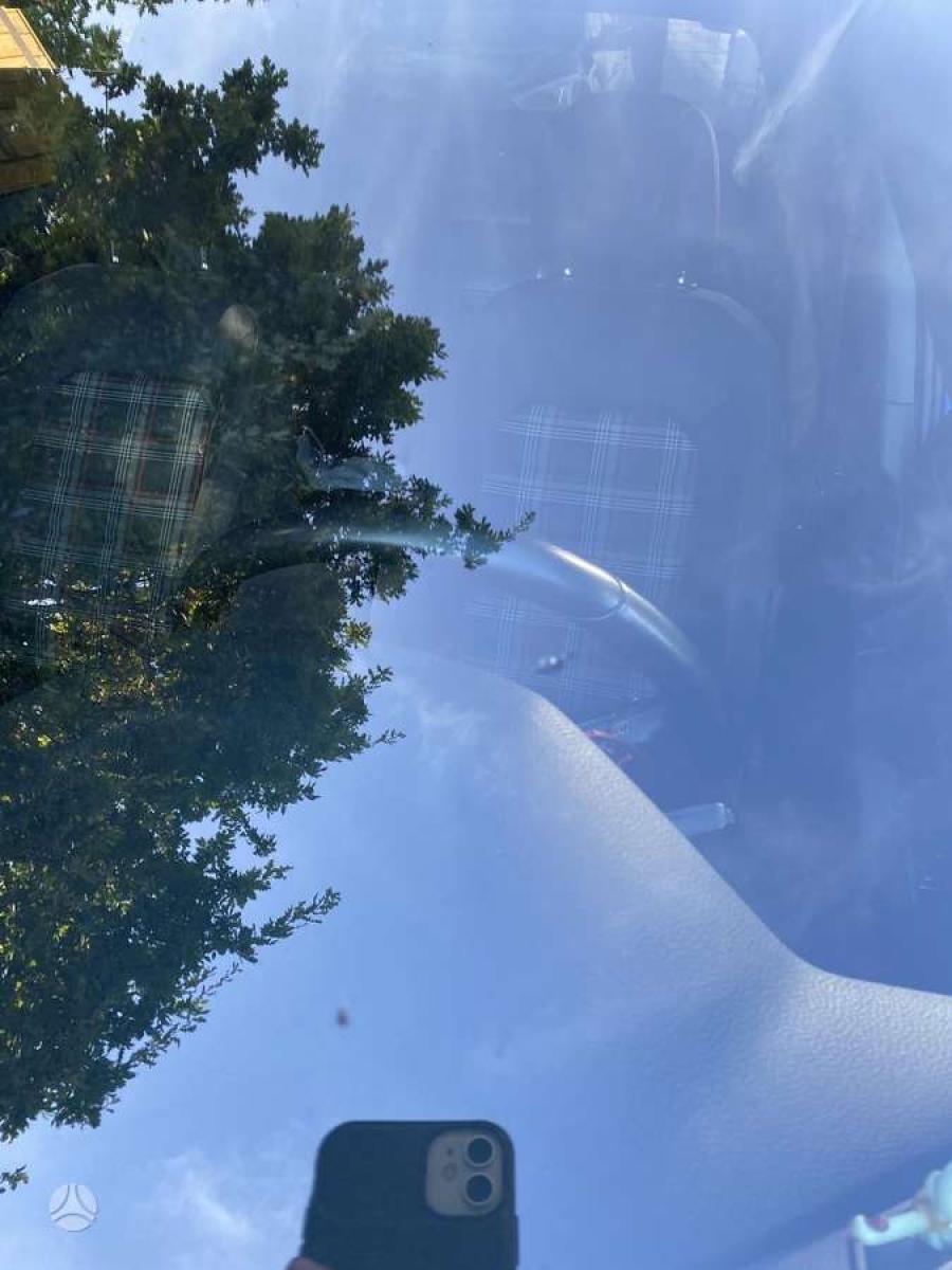 Синий Фольксваген Гольф 2015 в Вильнюс, объемом двигателя 1.97 л и пробегом 195 тыс. км за 10000 €, фото 28 на AUTOMOTO.COM.LV