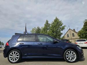 Blue Volkswagen Golf 2015 in Siauliai, with an engine capacity of 1.60 L and mileage of 150 thousand km for 7950 €, photo 7 on AUTOMOTO.COM.LV