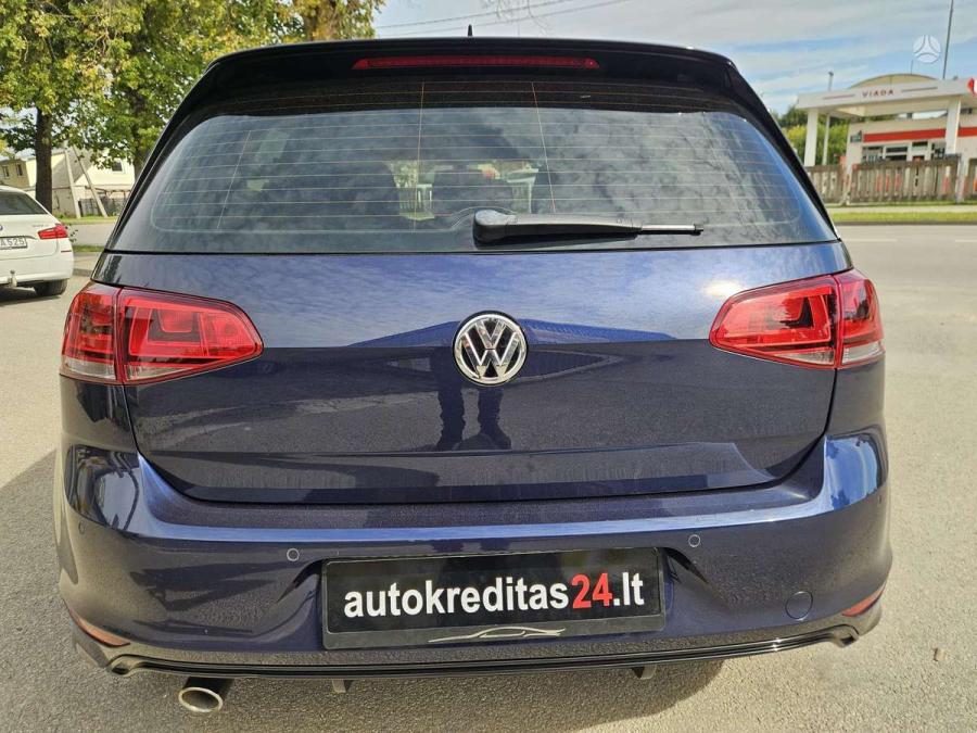 Blue Volkswagen Golf 2015 in Siauliai, with an engine capacity of 1.60 L and mileage of 150 thousand km for 7950 €, photo 11 on AUTOMOTO.COM.LV