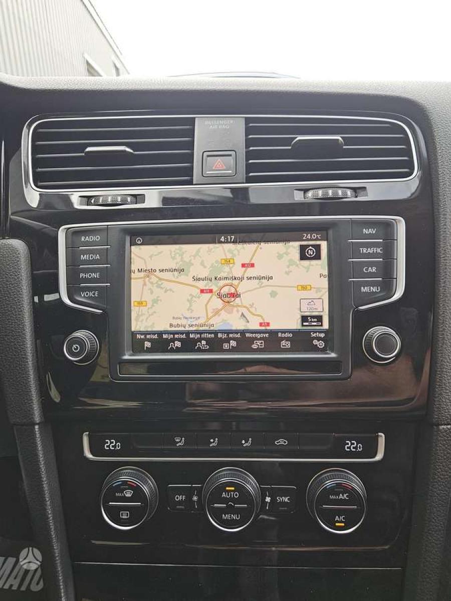 Blue Volkswagen Golf 2015 in Siauliai, with an engine capacity of 1.60 L and mileage of 150 thousand km for 7950 €, photo 21 on AUTOMOTO.COM.LV
