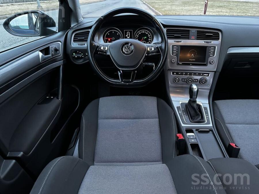 Blue Volkswagen Golf 2016 in Riga, with an engine capacity of 1.60 L and mileage of 95 thousand km for 9700 €, photo 14 on AUTOMOTO.COM.LV