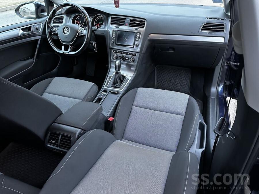 Blue Volkswagen Golf 2016 in Riga, with an engine capacity of 1.60 L and mileage of 95 thousand km for 9700 €, photo 18 on AUTOMOTO.COM.LV