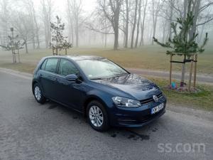 Blue Volkswagen Golf 2016 in Riga, with an engine capacity of 1.20 L and mileage of 77 thousand km for 10500 €, photo 3 on AUTOMOTO.COM.LV