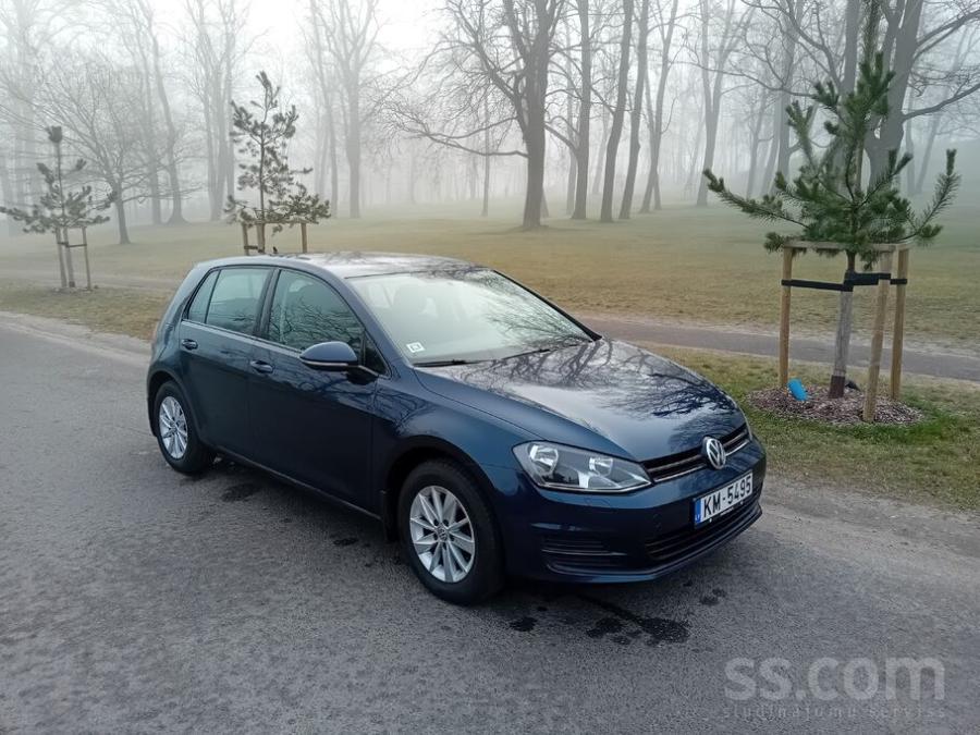 Blue Volkswagen Golf 2016 in Riga, with an engine capacity of 1.20 L and mileage of 77 thousand km for 10500 €, photo 3 on AUTOMOTO.COM.LV