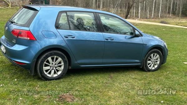 Zils Volkswagen Golf 2016 Tallina, ar dzinēja tilpumu 1.40 L un nobraukumu 313 tūkst. km par 7550 €, foto 2 vietnē AUTOMOTO.COM.LV
