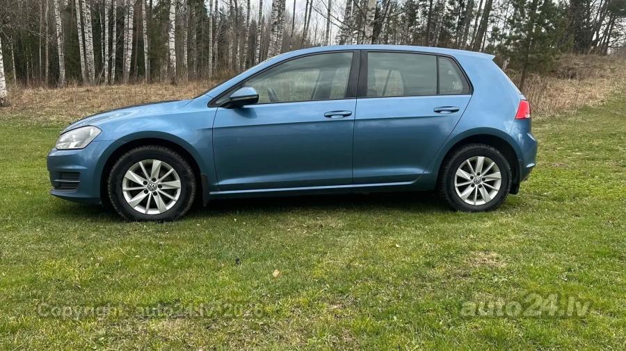 Blue Volkswagen Golf 2016 in Tallinn, with an engine capacity of 1.40 L and mileage of 313 thousand km for 7550 €, photo 4 on AUTOMOTO.COM.LV