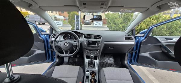 Blue Volkswagen Golf 2016 in Kaunas, with an engine capacity of 1.60 L and mileage of 222 thousand km for 5600 €, photo 7 on AUTOMOTO.COM.LV