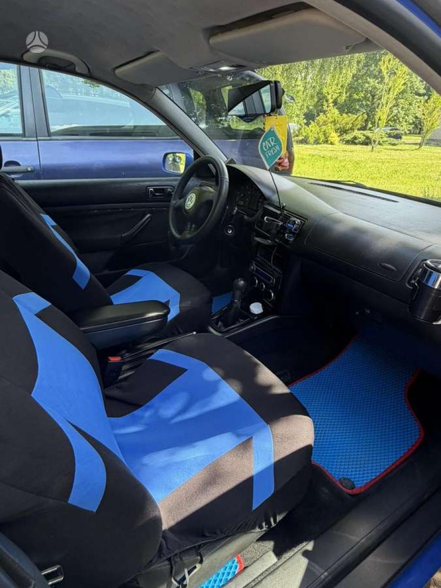 Zils Volkswagen Golf 2016 Viļņa, ar dzinēja tilpumu 1.90 L un nobraukumu 323 tūkst. km par 2500 €, foto 10 vietnē AUTOMOTO.COM.LV